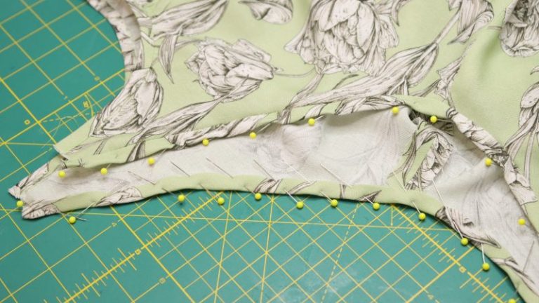 Vero Beach Dress Free Sewing Pattern - Mood Fabrics Blog