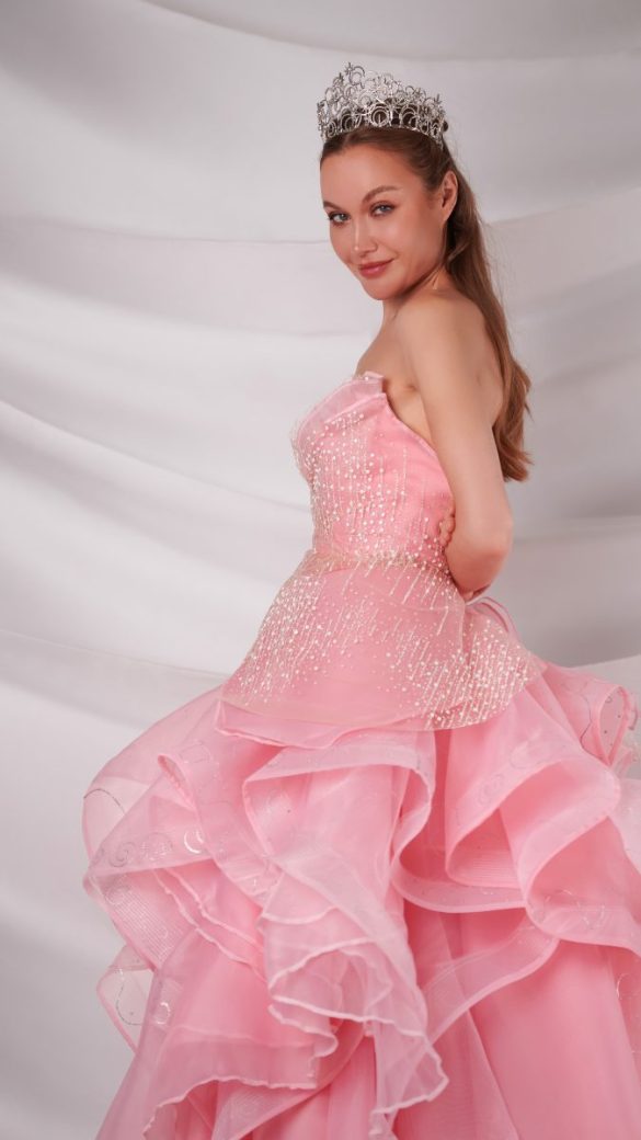 Glinda Gown Free Sewing Pattern - Mood Fabrics Sewciety Blog