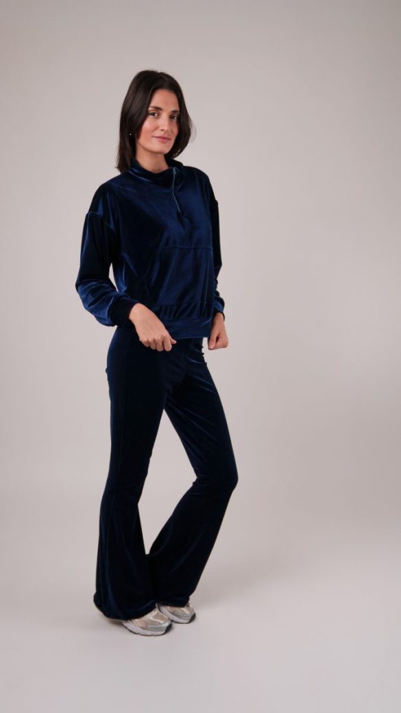 Tarrytown Tracksuit Free Sewing Pattern - Mood Fabrics Blog