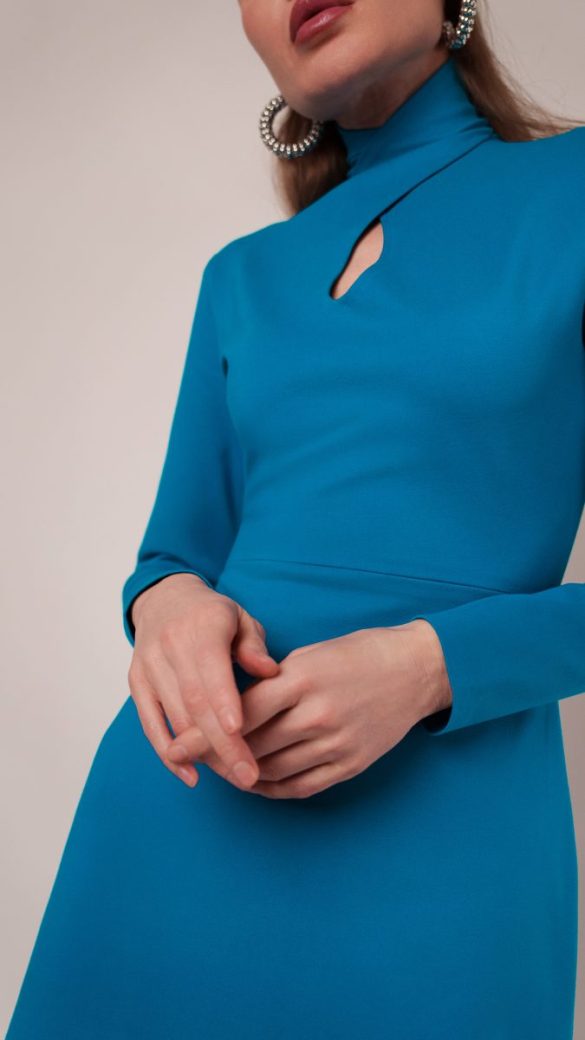 Topeka Keyhole Dress Free Sewing Pattern | Mood Fabrics