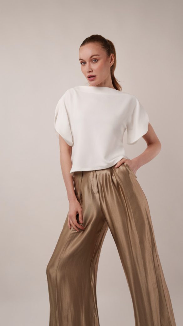 The Merano Balloon Sleeve Blouse Free Sewing Pattern | Mood