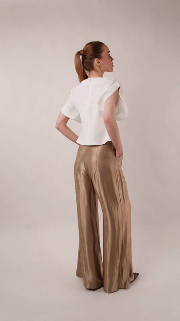 The Merano Balloon Sleeve Blouse Free Sewing Pattern | Mood