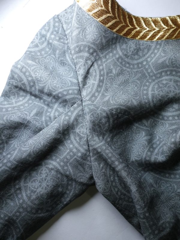 The Luthien Dress - Free Cosplay Sewing Pattern | Mood Sewciety
